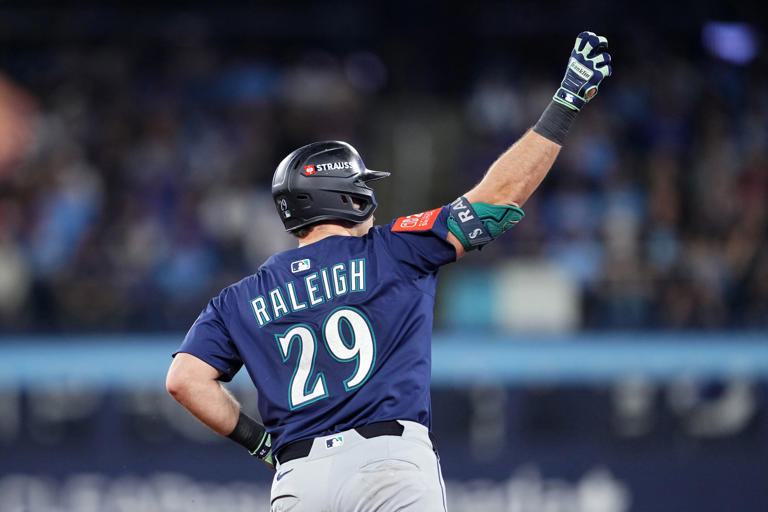 Mariners poised for historic 2026 run amid 50th anniversary celebration