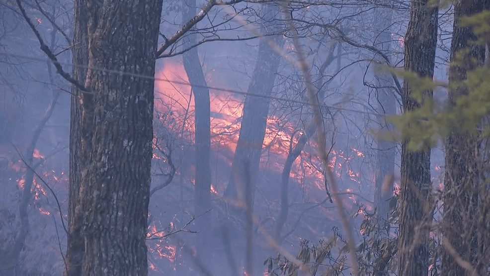 Update: Haircomb Gap fire 100% contained