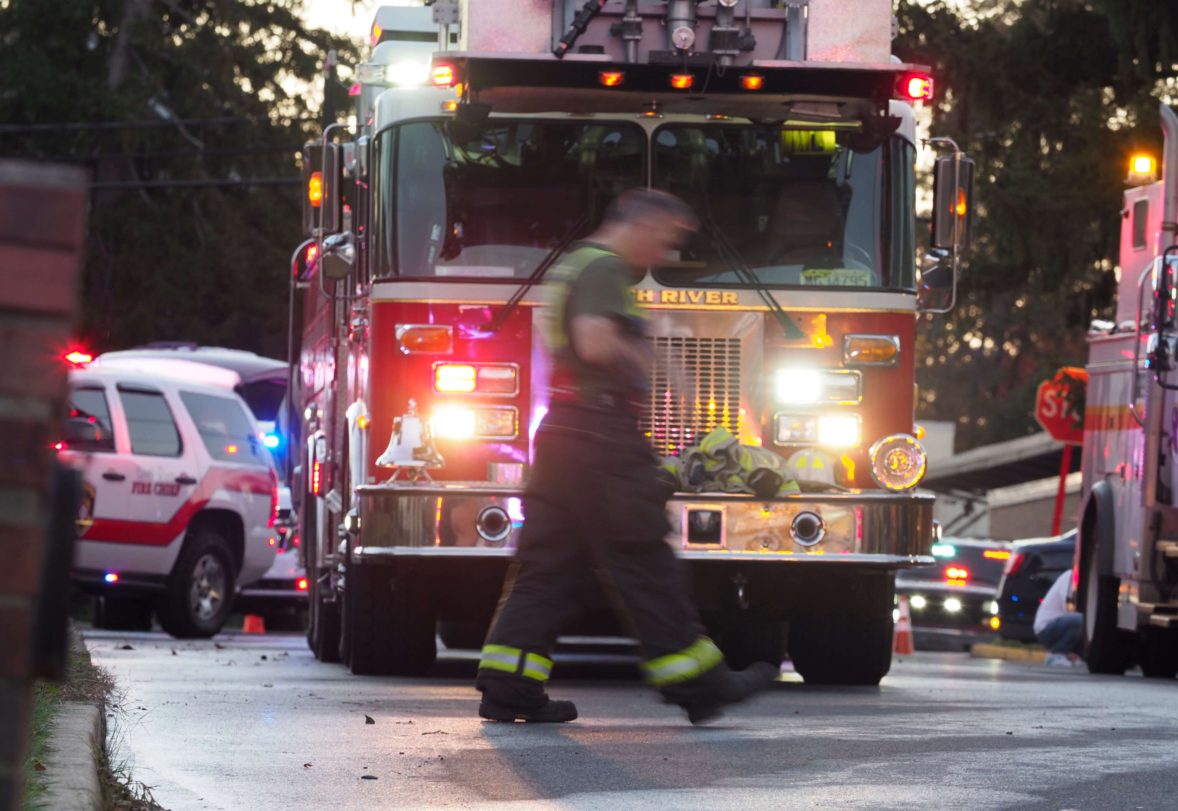 NJ motel fire leaves man with severe burns