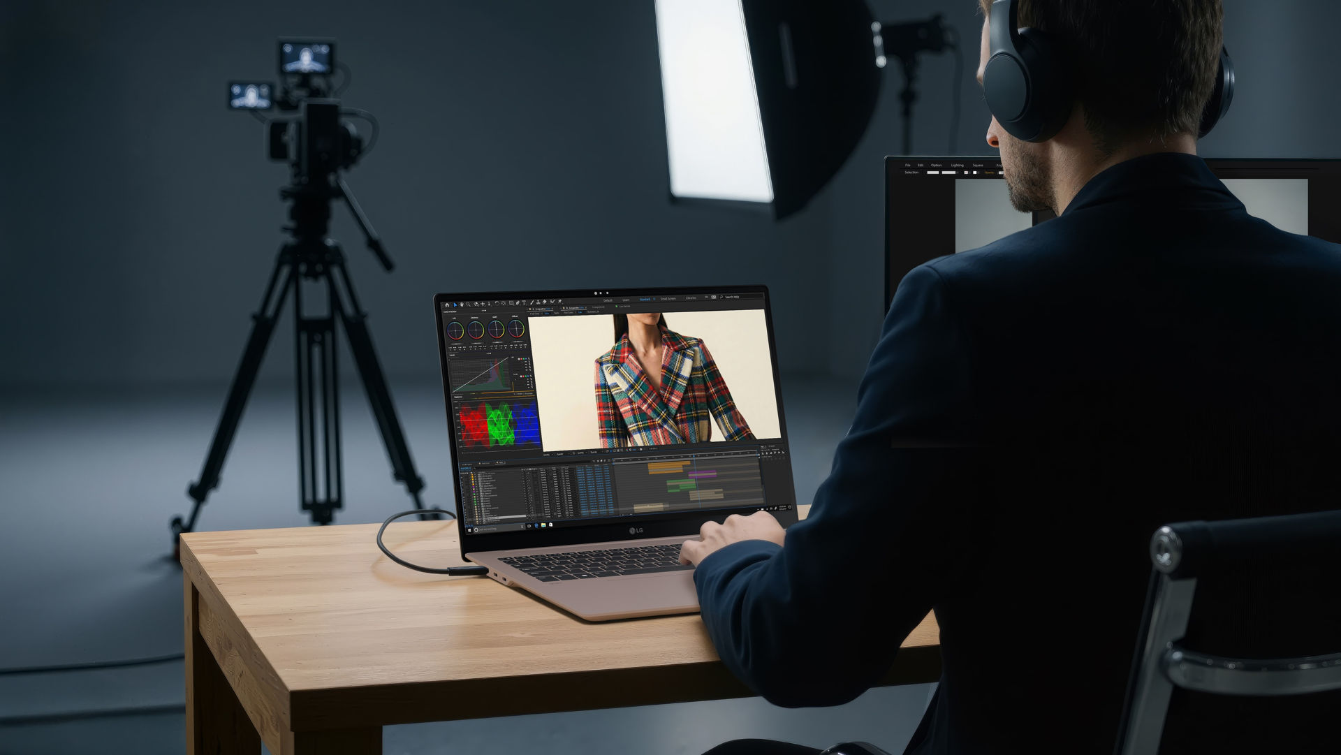 LG Gram 2026 series brings ultra-light design and AI to CES