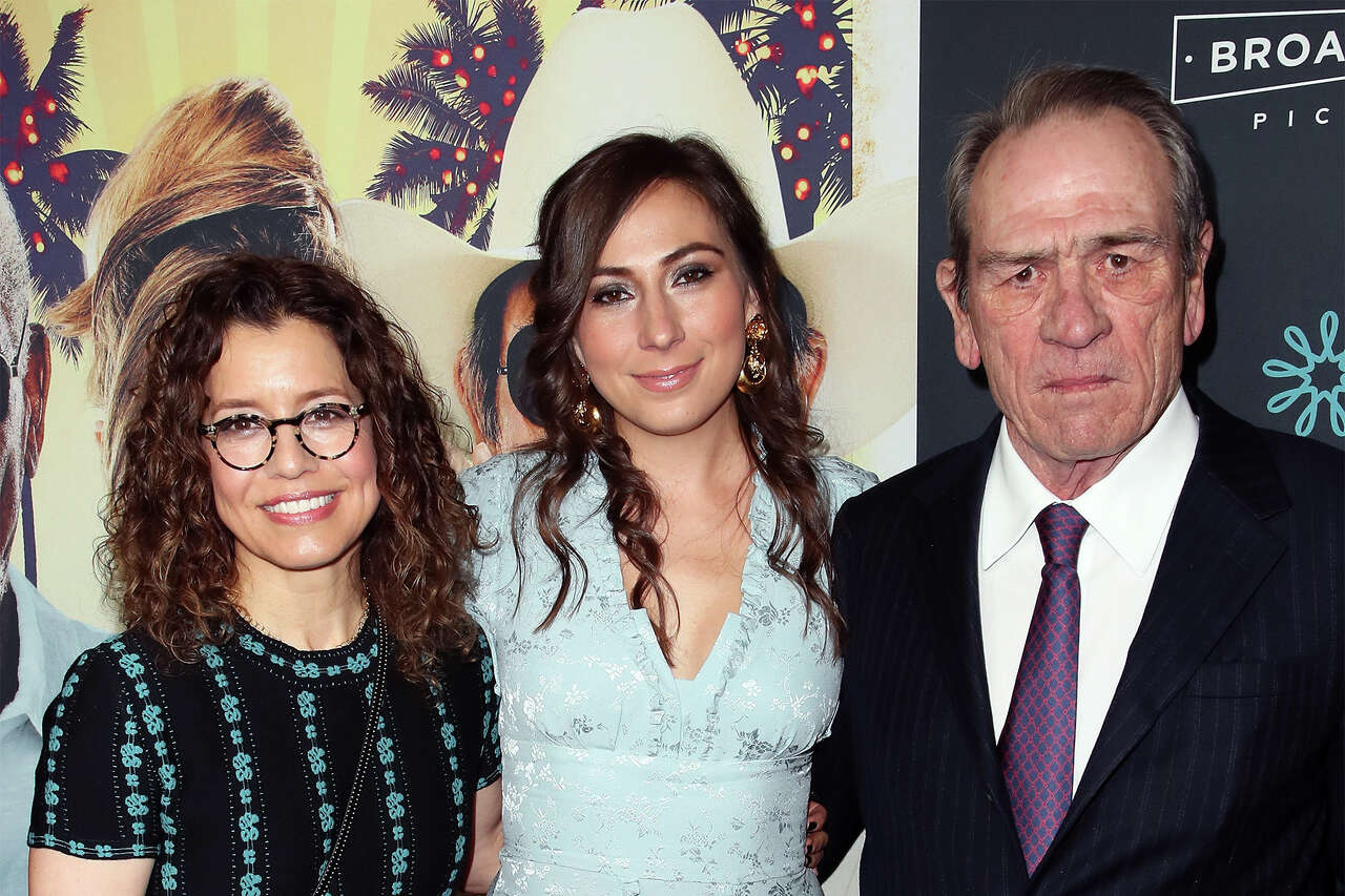 SF Fairmont employee placed 911 call in death of Tommy Lee Jones' daughter