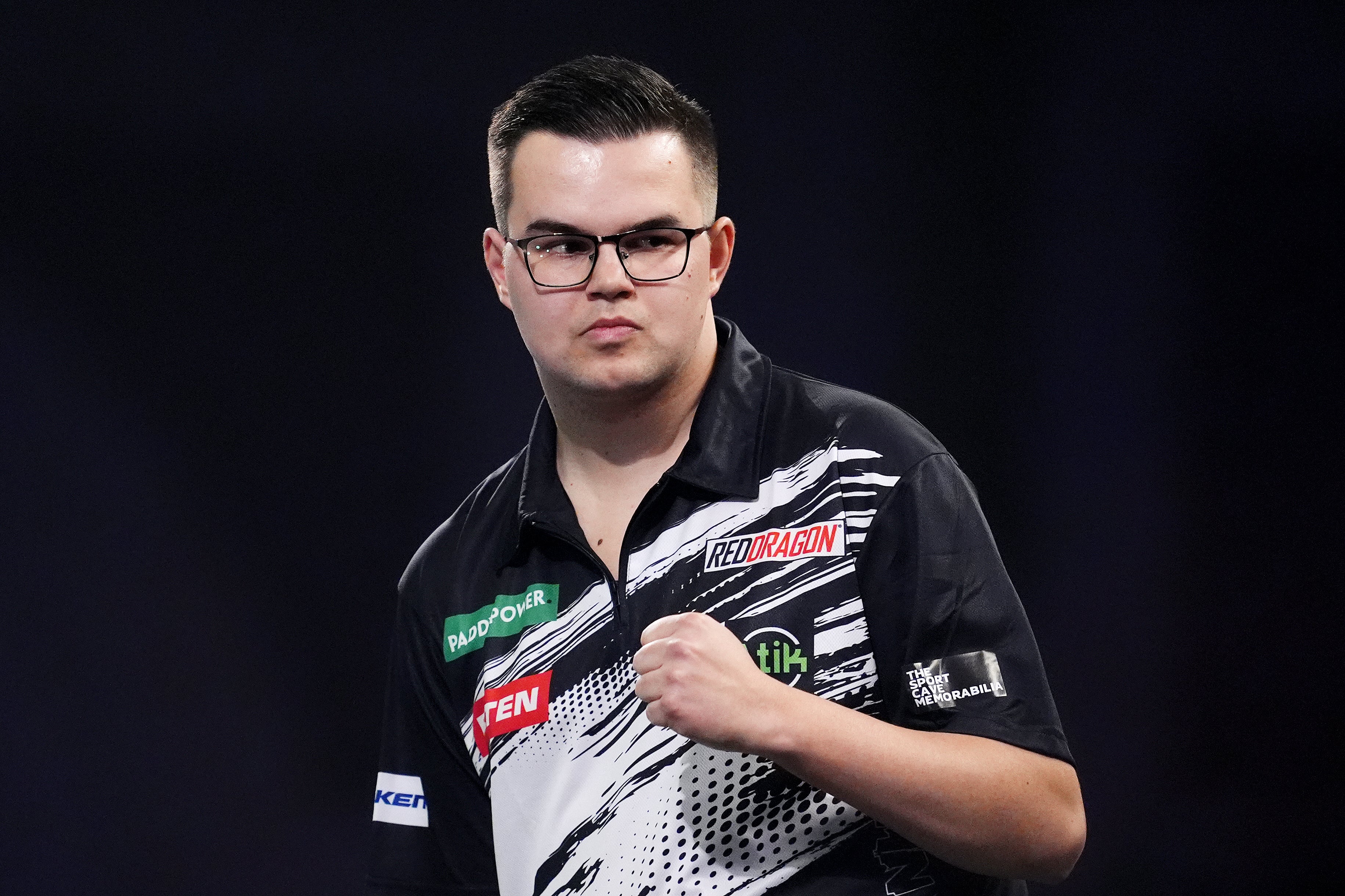 Littler and Van Veen set up final that could define darts’ future