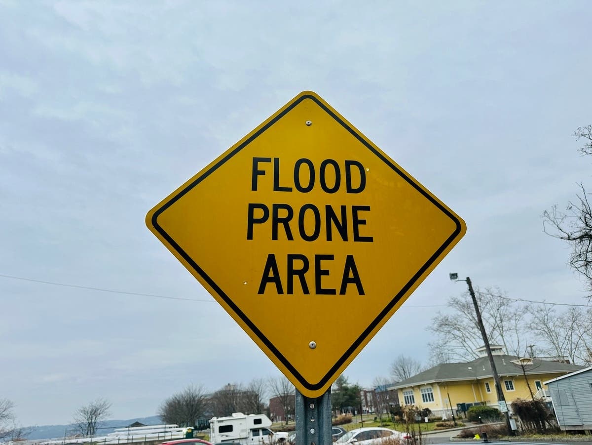 Over 2 feet of coastal flooding could hit SMC, warning issued: NWS