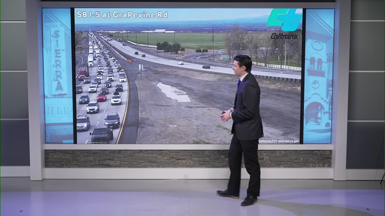 Semi into guardrail causing delays on I-5 at the Grapevine