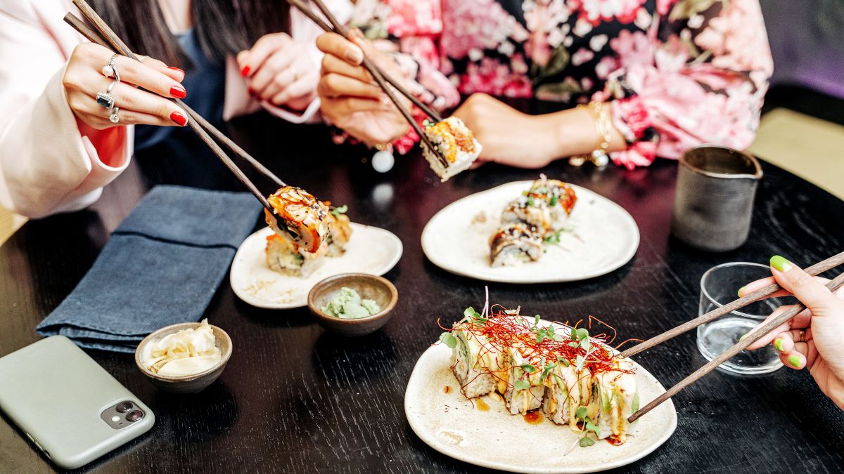 Why you keep cleaning your plate even when you are full