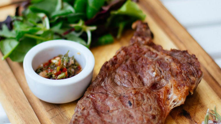 After pal paid $75 for a joint lunch, man ends friendship when buddy ...