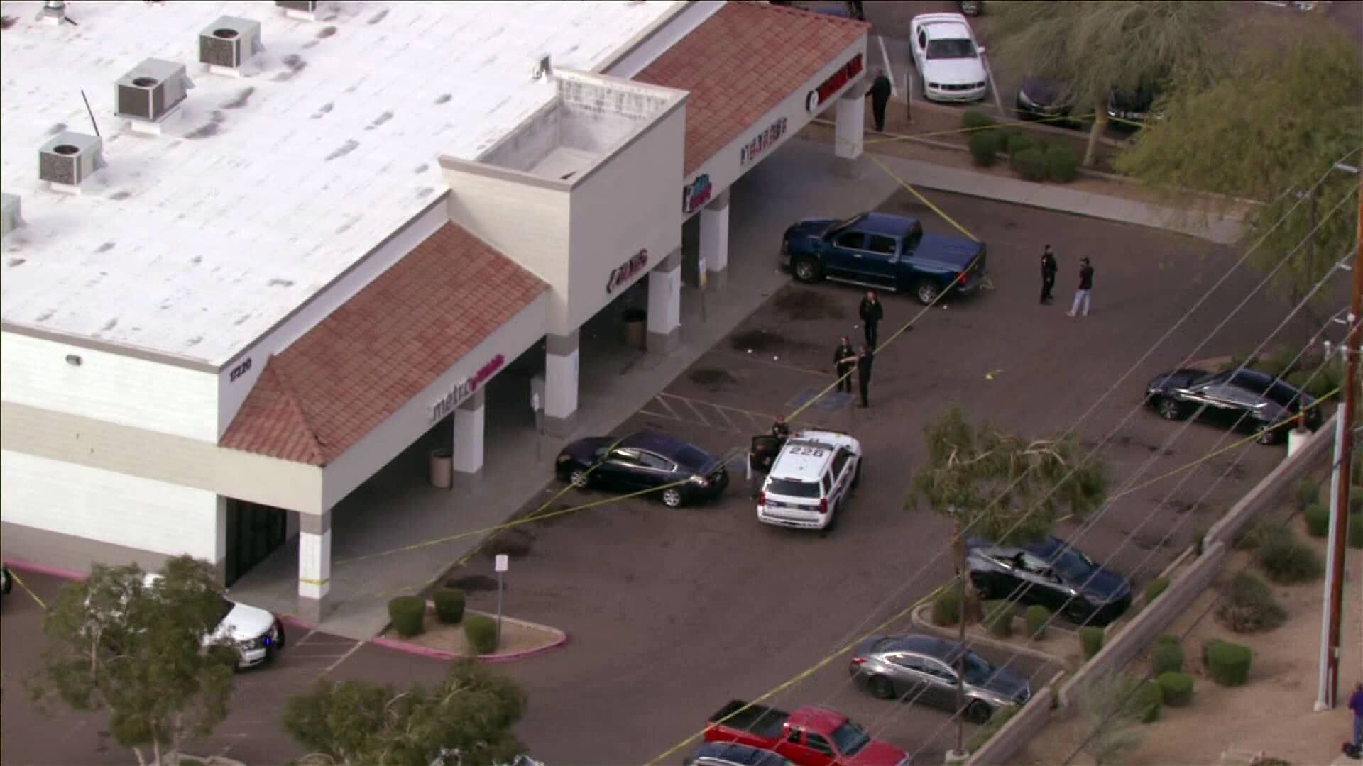 Man dead, another hurt after shooting in north Phoenix