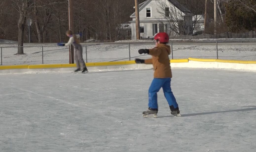 Lebanon opens two public ice rinks at Pat Walsh Park