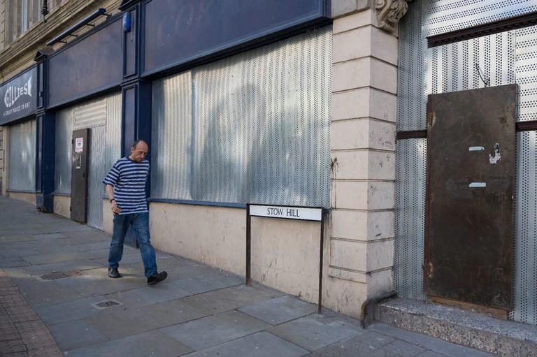 More high street chains 'to go broke' in 2026 as cash-strapped Brits ...