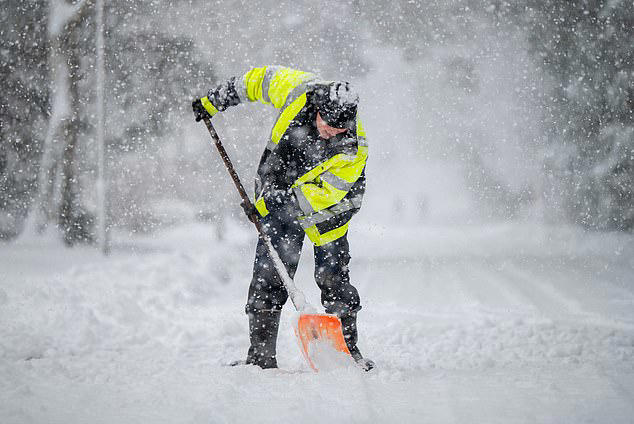 Scotland braced for blizzard conditions and power cuts amid ice and ...