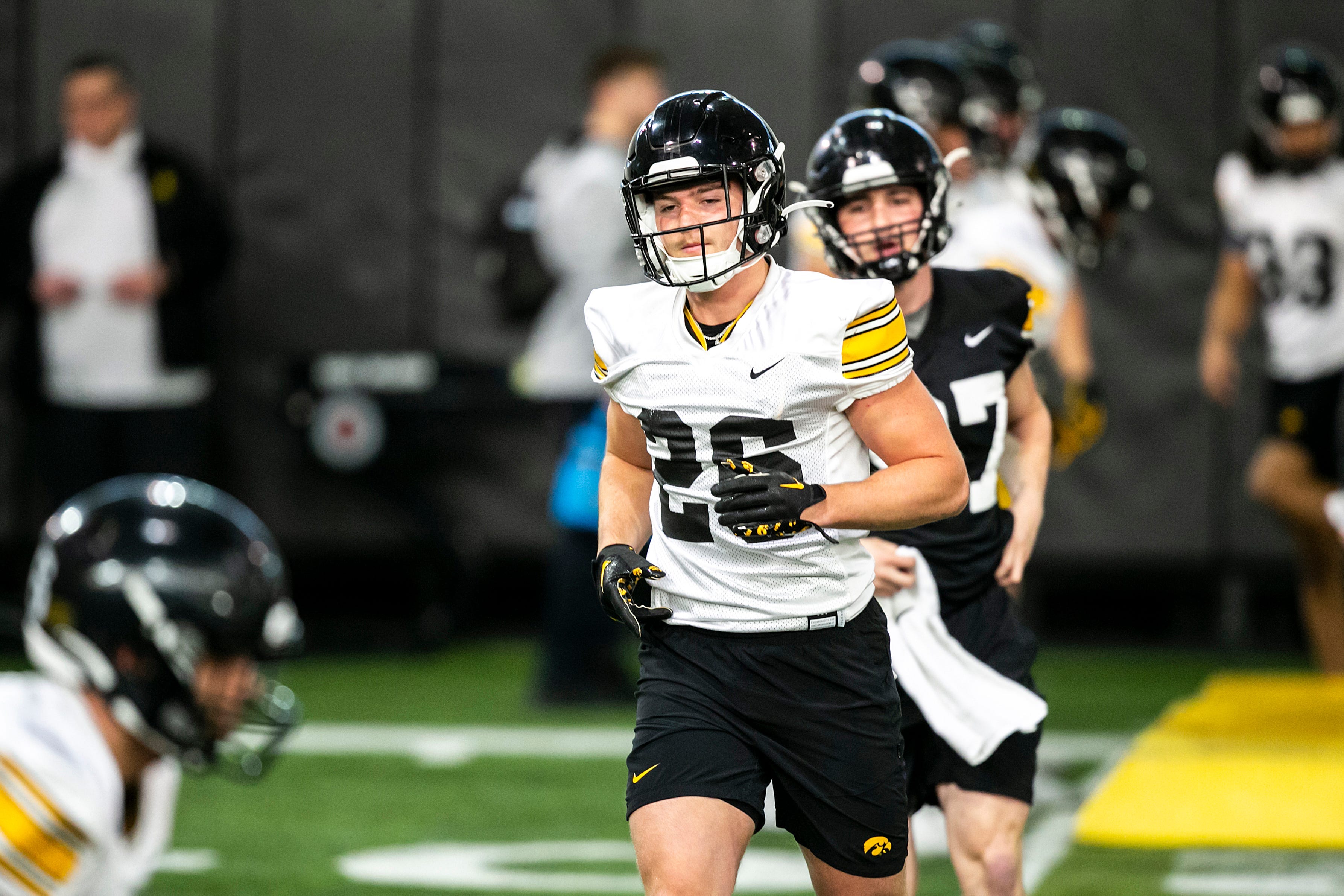 Iowa football defensive back enters NCAA transfer portal