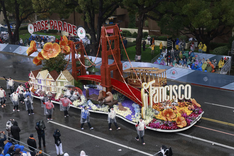 San Diego floats bloom bright at 2026 Rose Parade