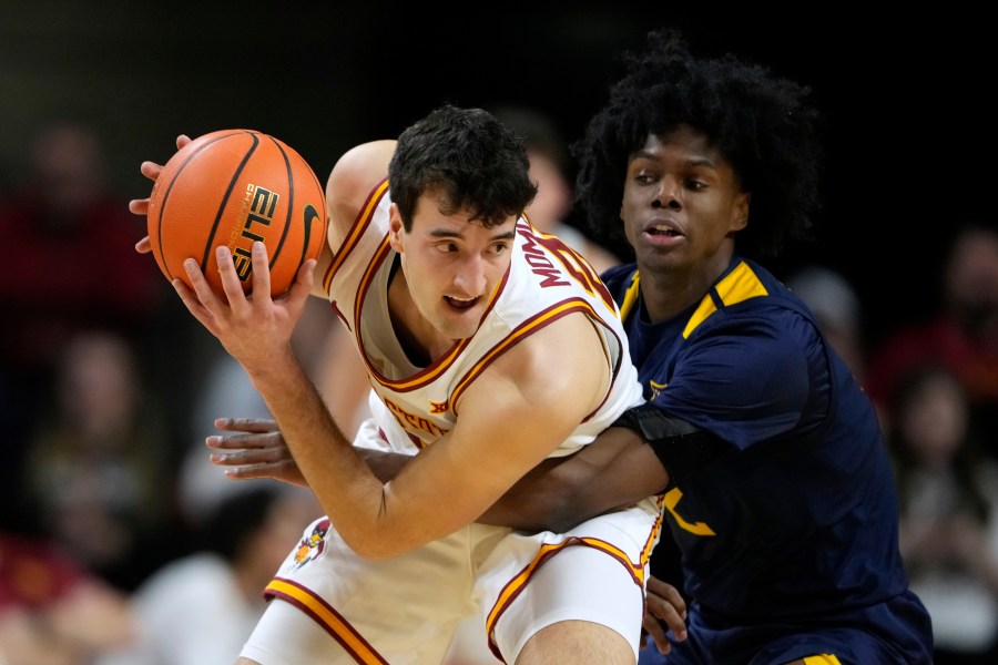West Virginia drops Big 12 opener at Iowa State despite strong start