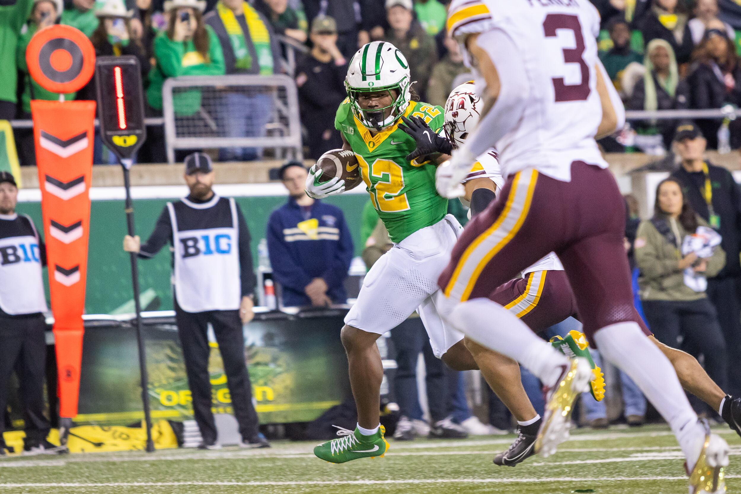 Oregon running back Jay Harris enters transfer portal, per report