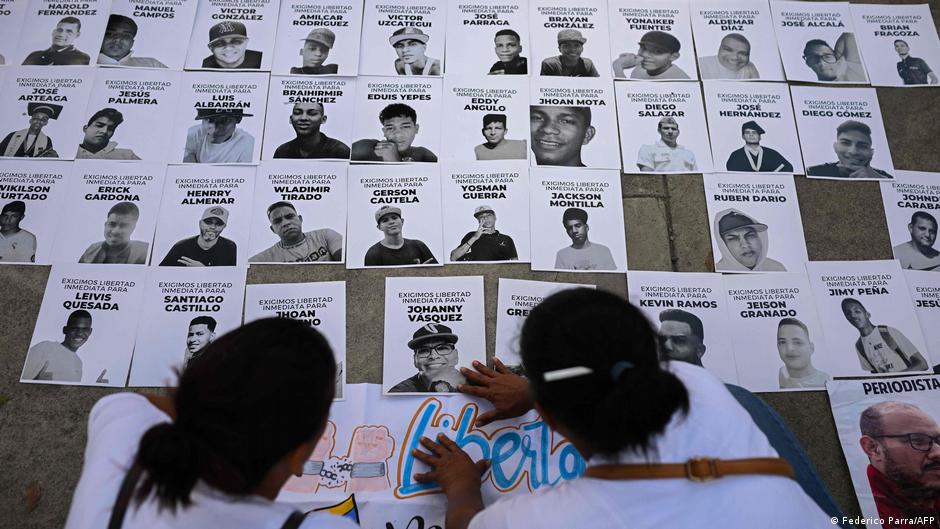 Quinta noche de espera por presos políticos en Venezuela