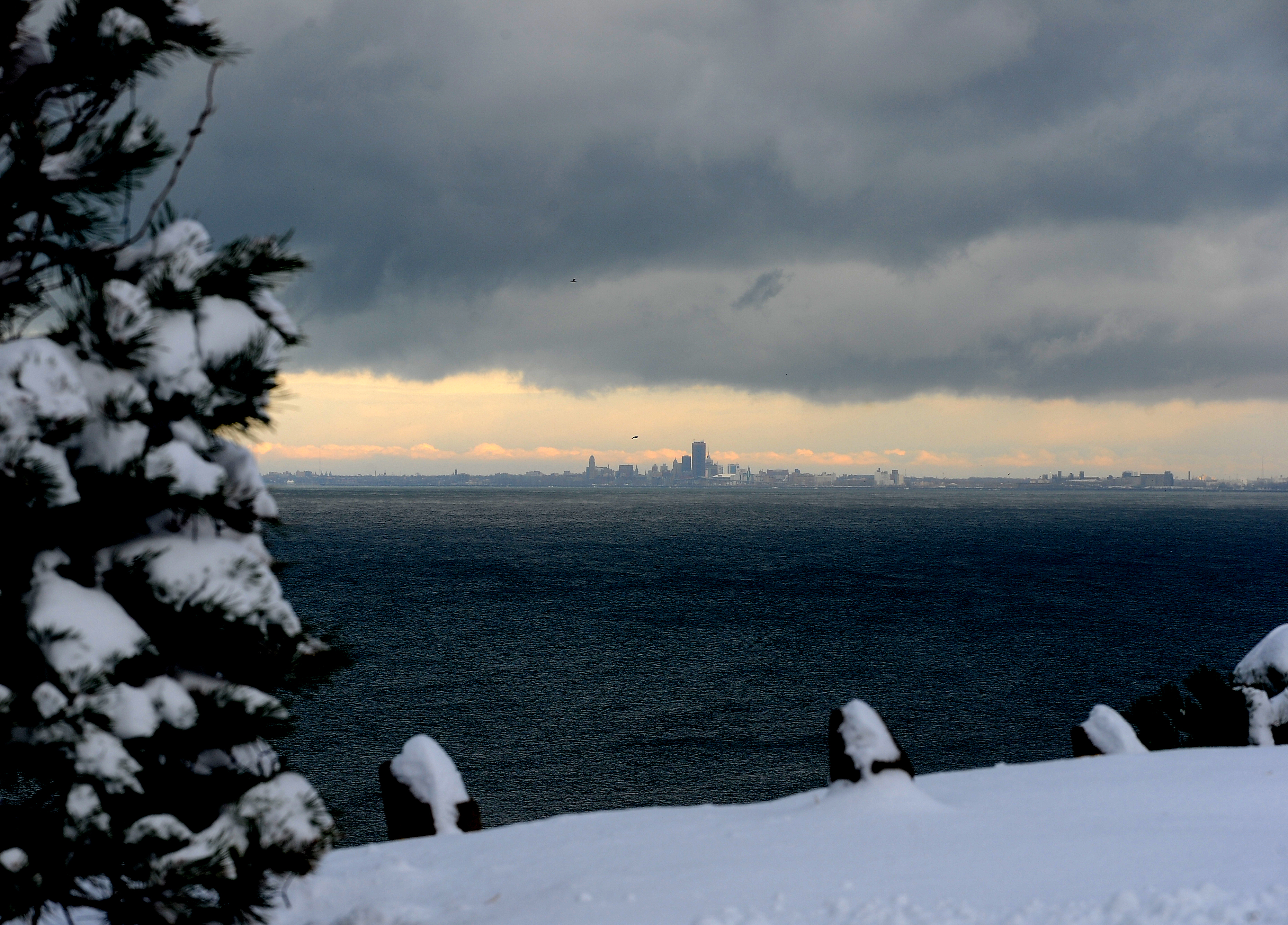 Lake-effect snow warning map shows cities facing hazardous conditions