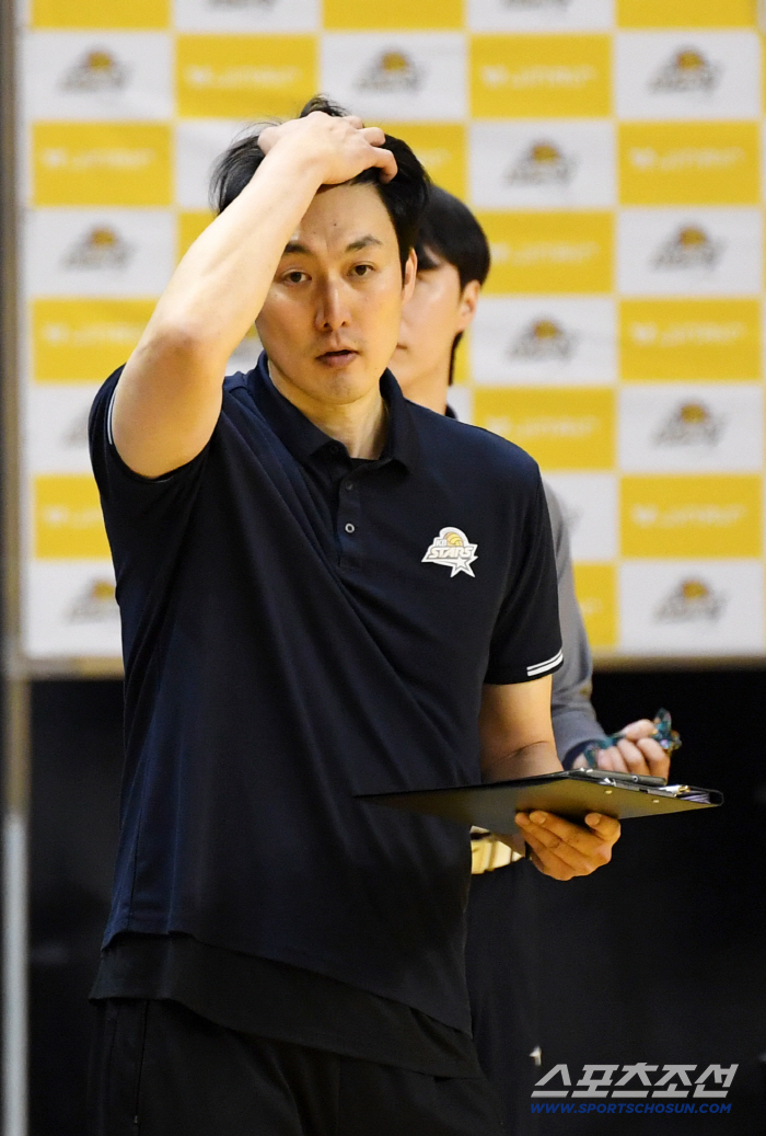 Ha Hyun-yong, acting director of KB Insurance Co., Ltd