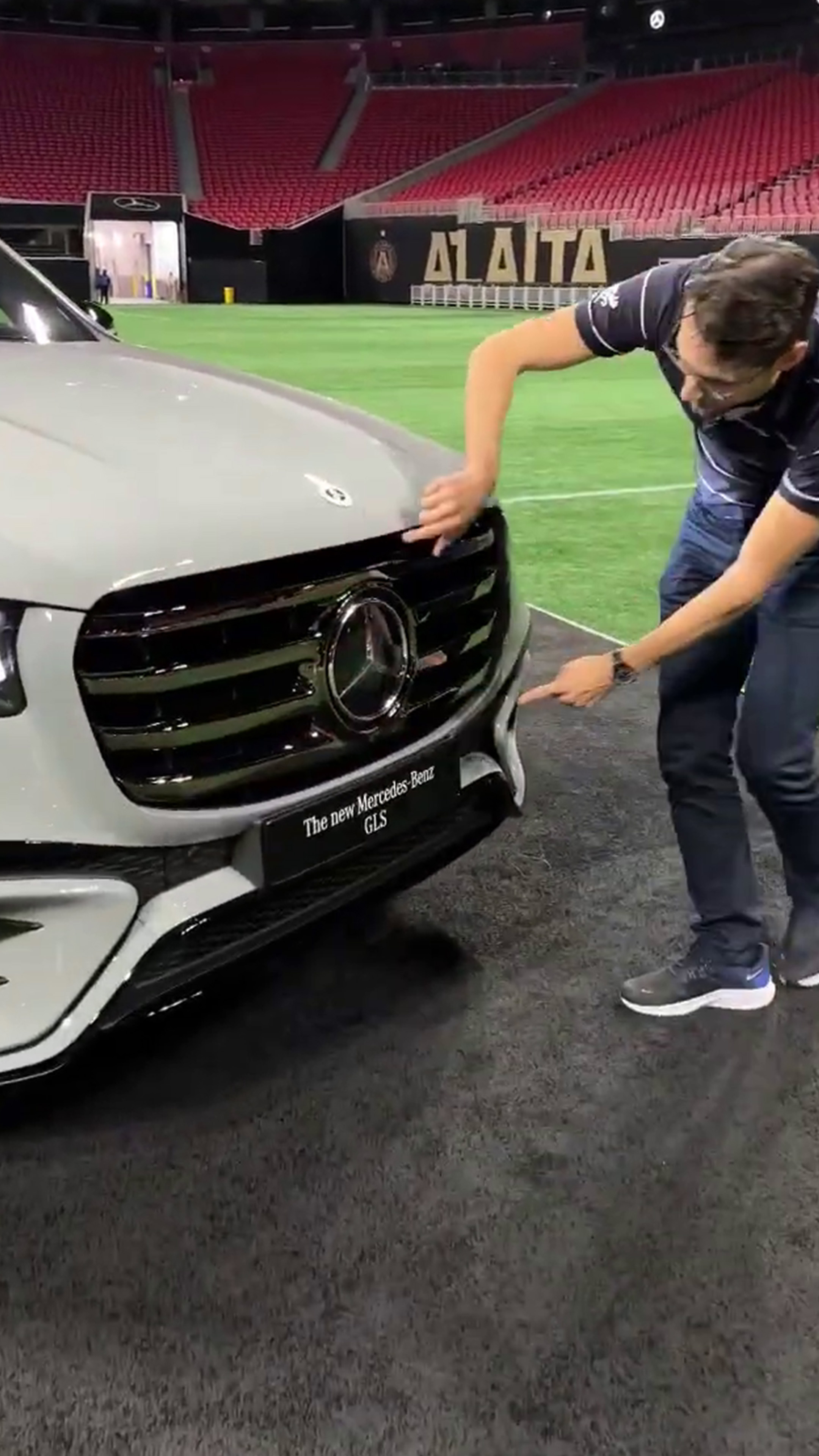 Mercedes E class revealed