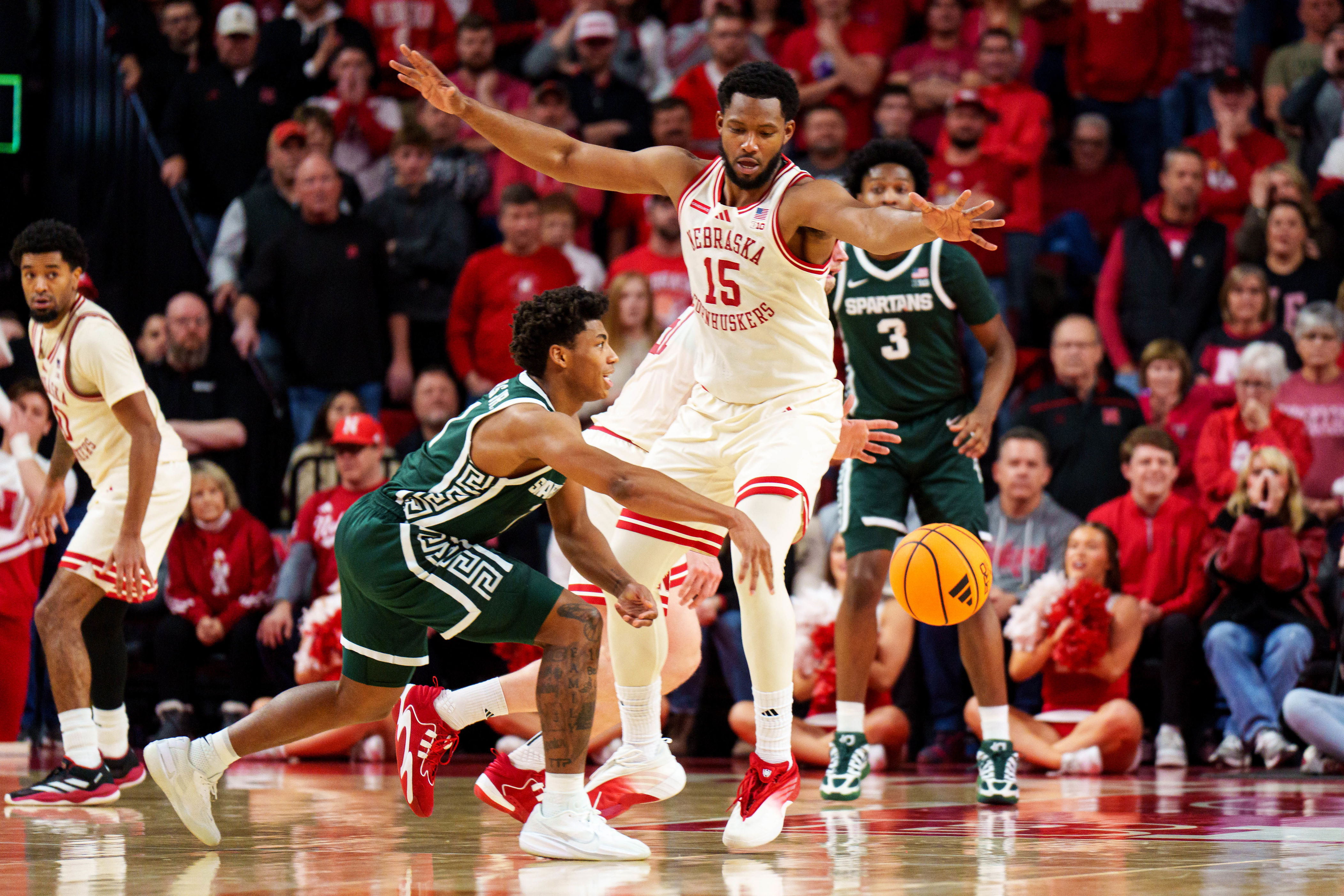 Turnovers tank Michigan State basketball in epic battle with Nebraska