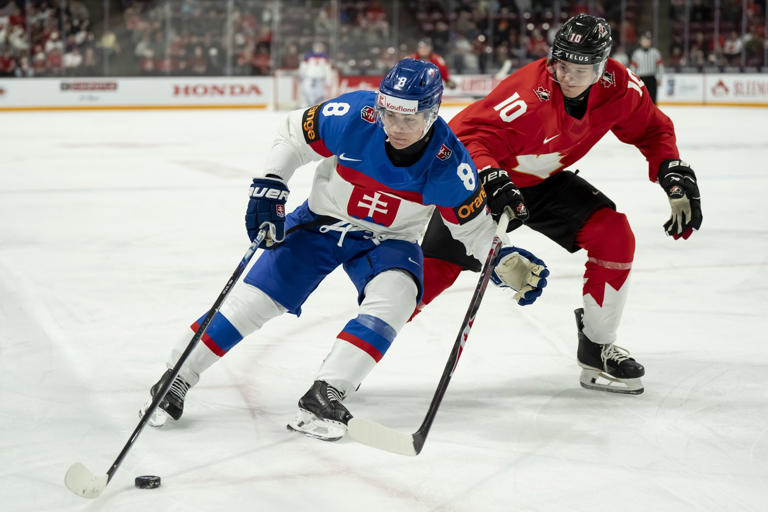 Canada thumps Slovakia 7-1 at world juniors to book semifinal date with ...