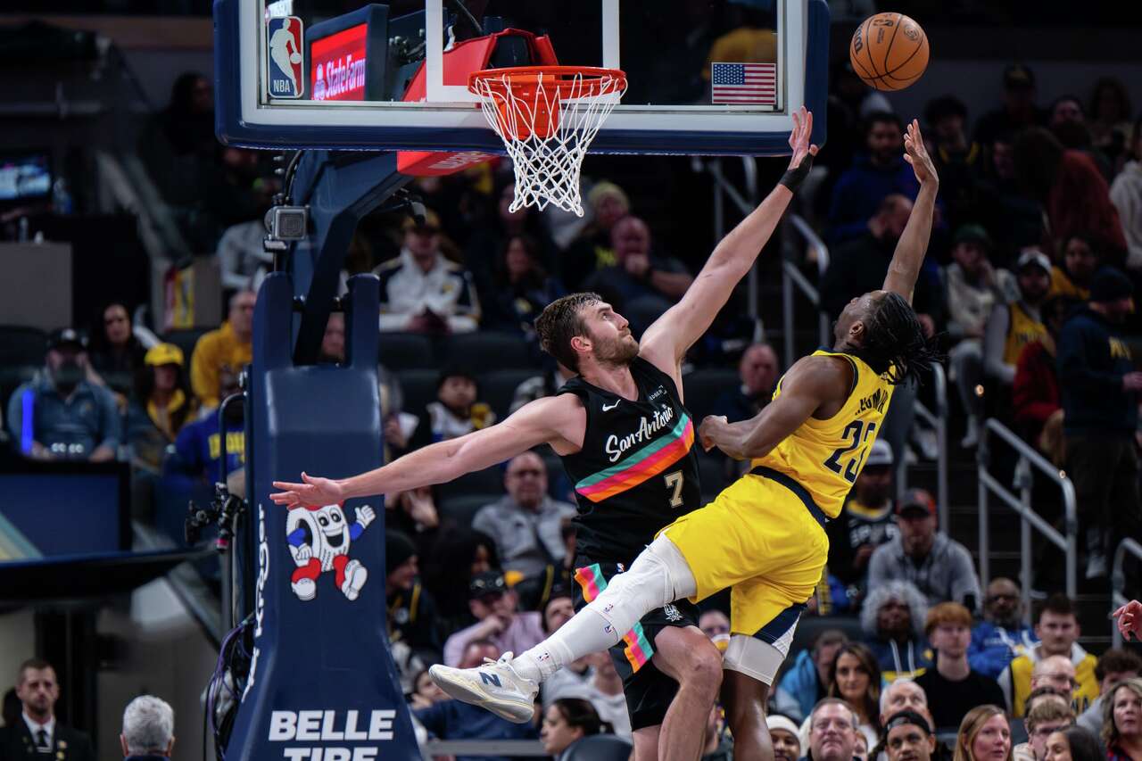 3 takeaways as Spurs take down spiraling Pacers without Victor Wembanyama