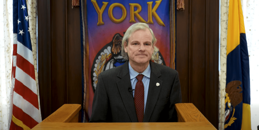 York mayor bids farewell after 8 years