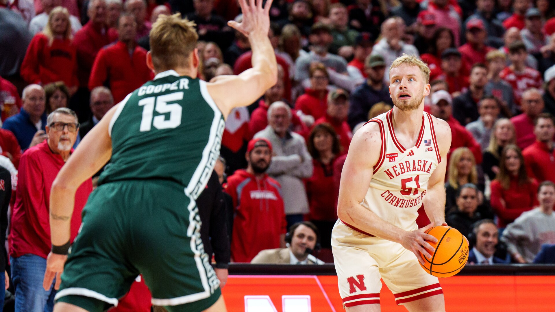 No. 13 Nebraska remains unbeaten with 58-56 win over No. 9 Spartans ...