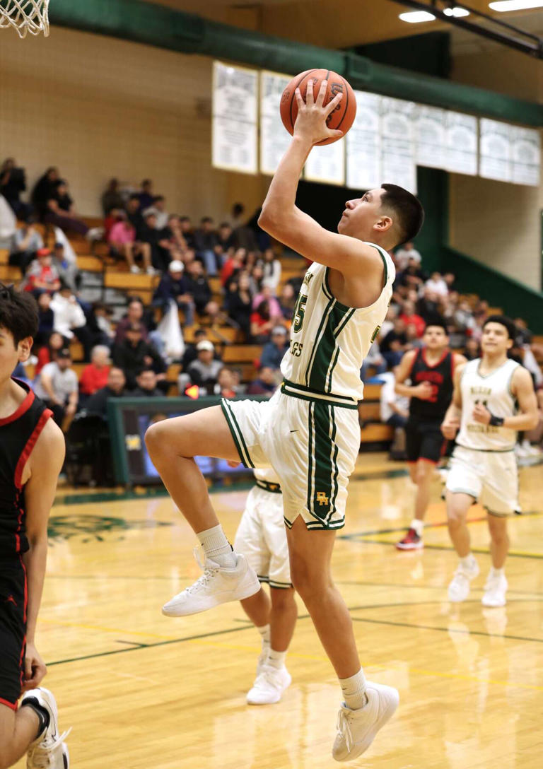 Photos: Relive Nixon's win over Martin in Laredo's oldest rivalry