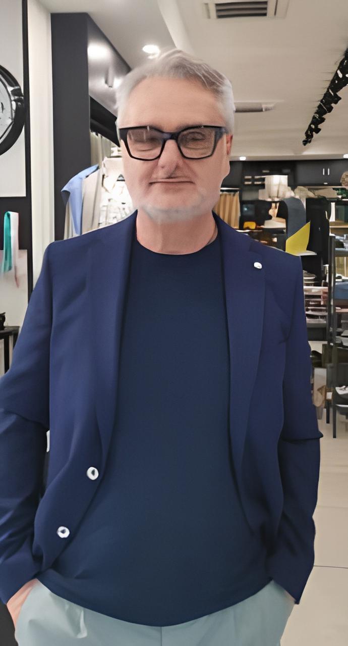 Nella lista dei desideri scarpe e maglioni