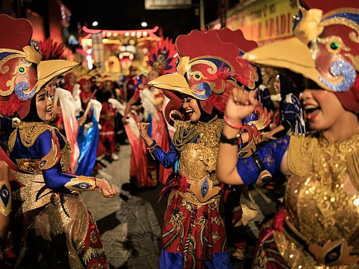 Weekend digest: New Year’s Eve, Burj Khalifa fireworks, UAE petrol ...