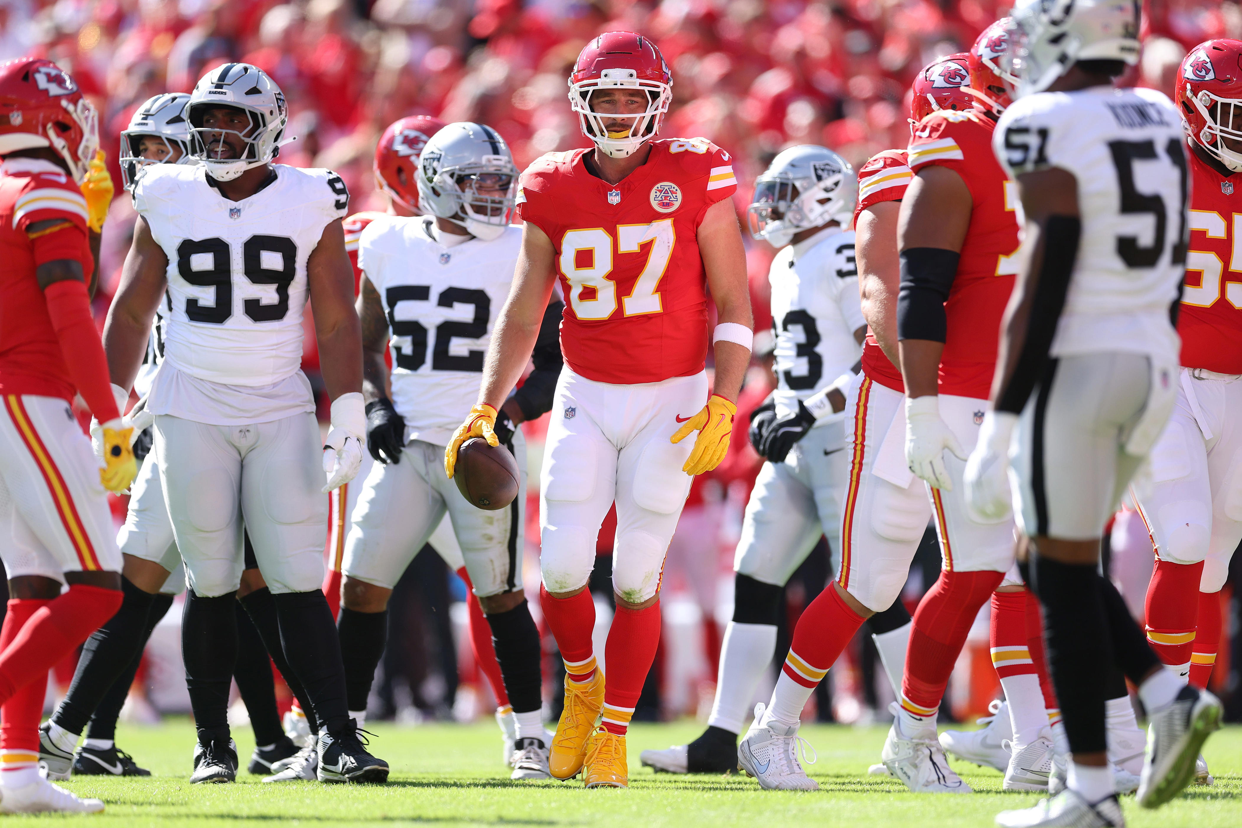 What time do the Chiefs play this Sunday? See game time, odds