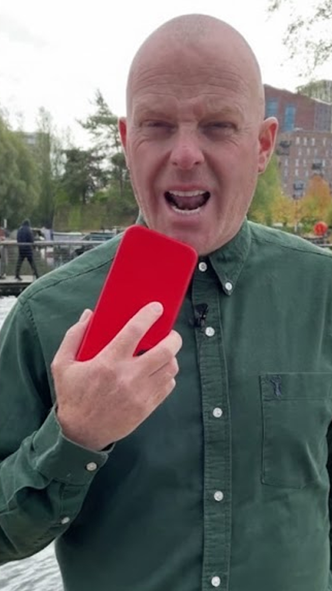 Costco worker gets pranked