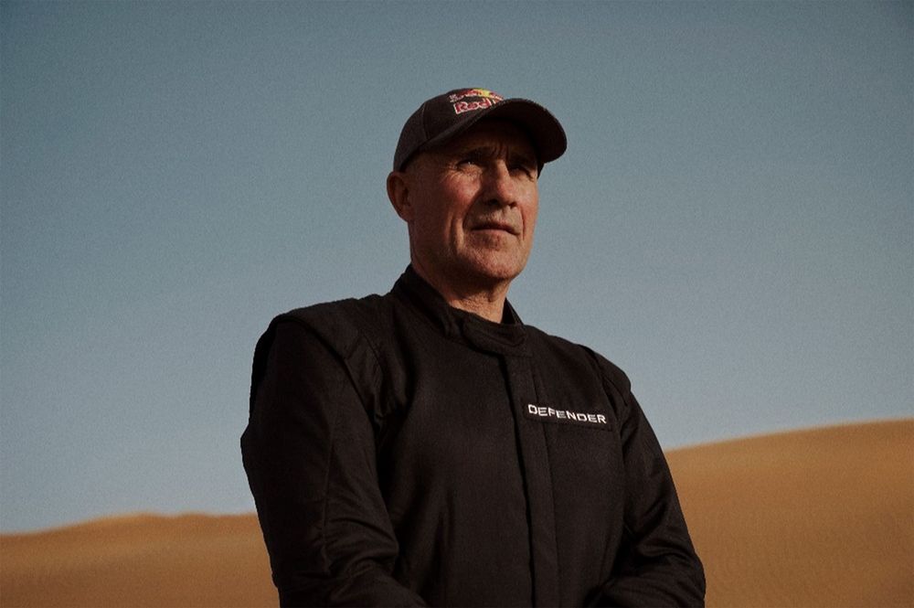 How will the new Defender fare against Dakar's fastest cars?