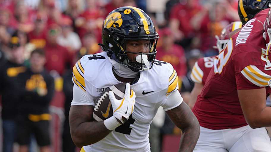 Iowa backup RB enters transfer portal