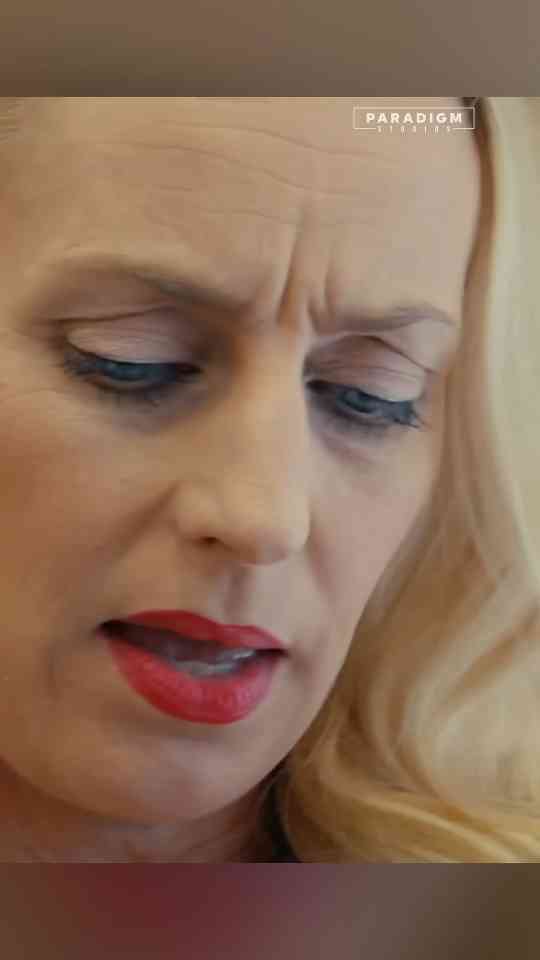 Karen treats country girl with no respect