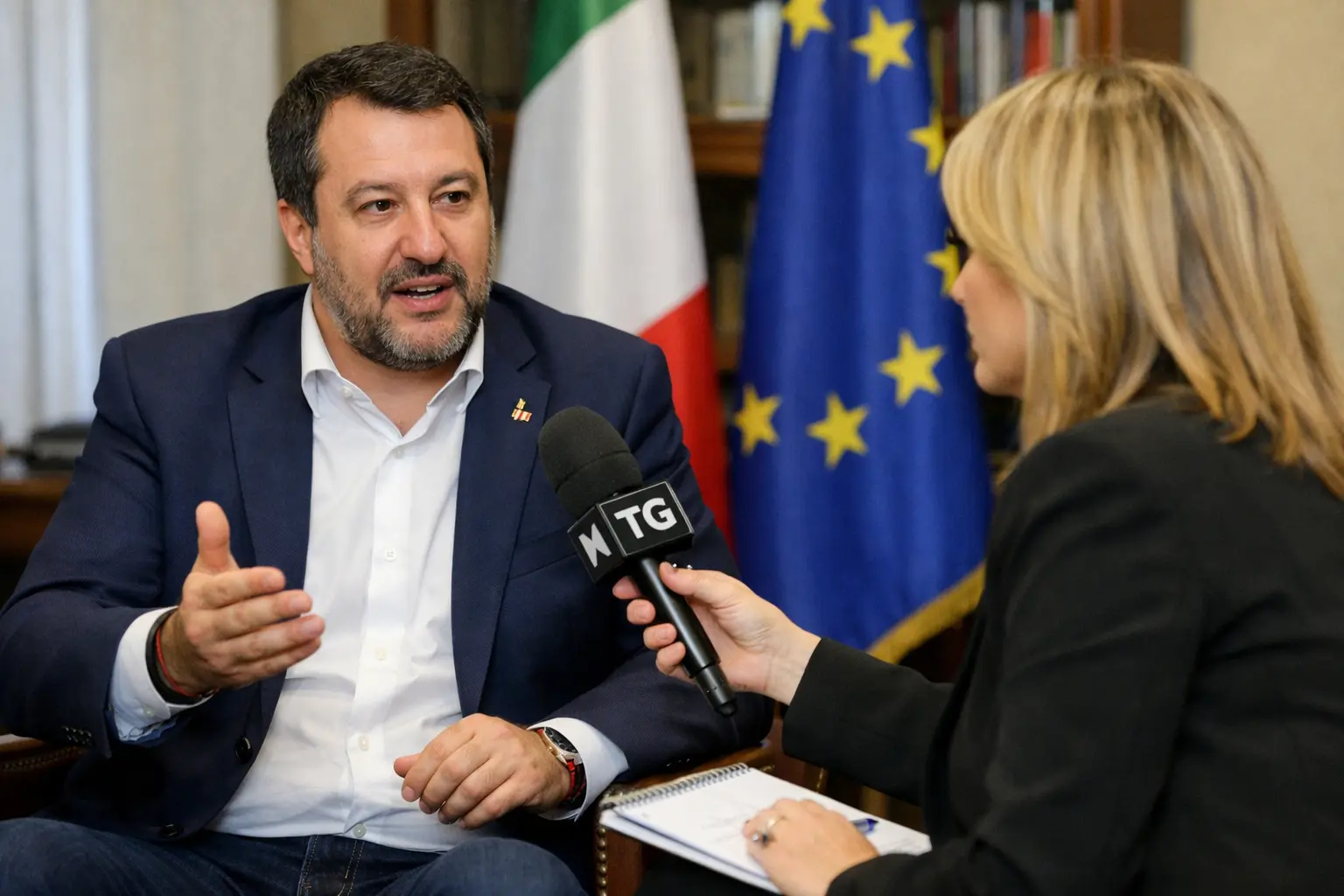 Salvini: “Nessuna nostalgia per Maduro, ma la via resta la diplomazia”