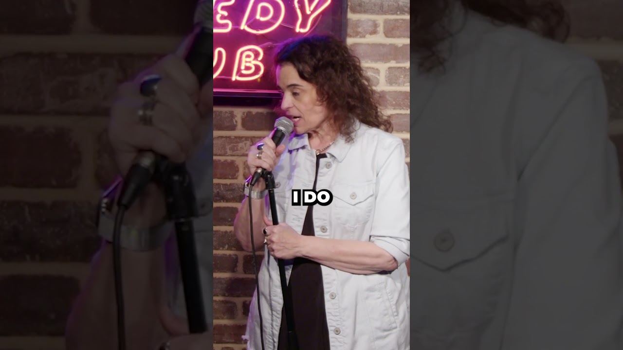 Stand-up comedian explains how she accidentally toured in Iran
