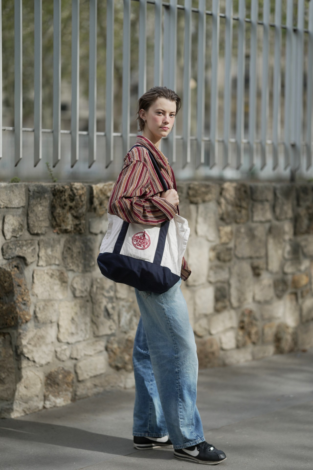 How a $3 grocery bag became an international status symbol