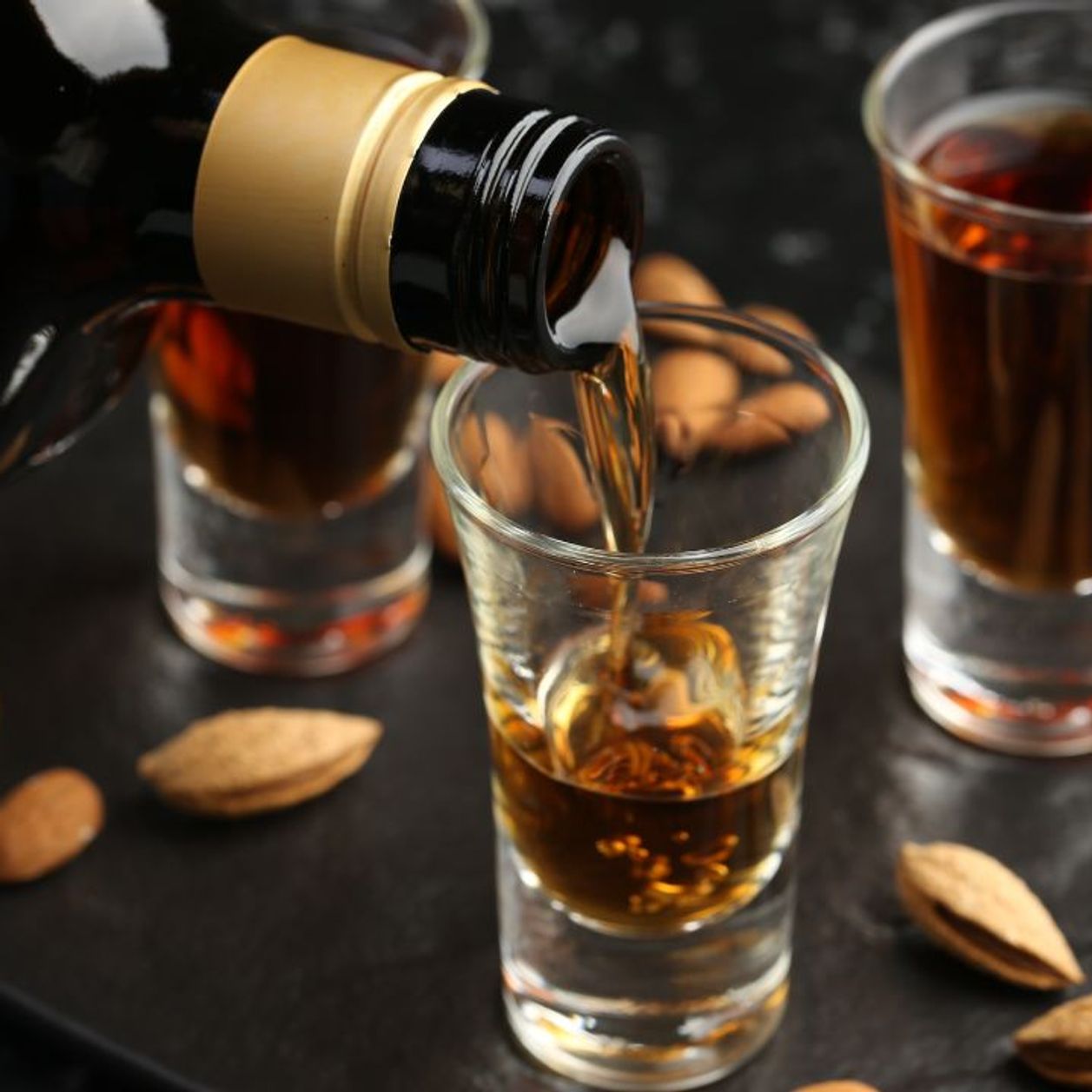 Le digestif qu'on prend à la fin d'un repas copieux aide-t-il vraiment ...