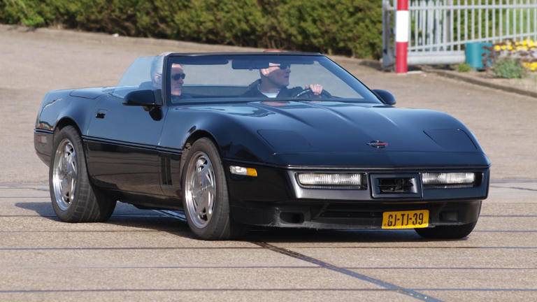 How the 1987 Corvette introduced tuned-port injection confidence
