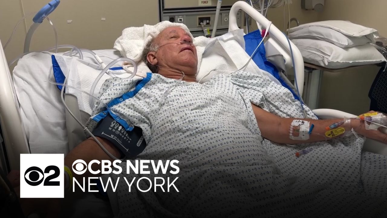 Brooklyn med student charged after allegedly shoving man into subway train