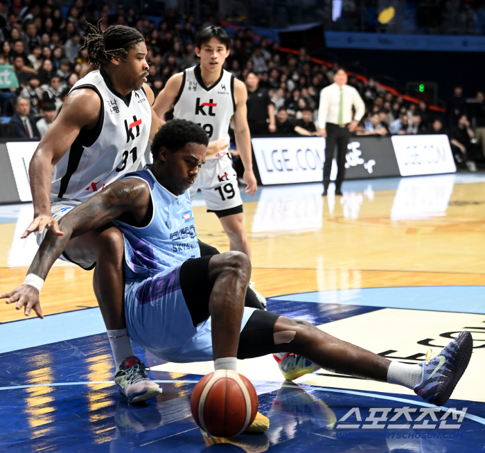 Fall night, please catch me