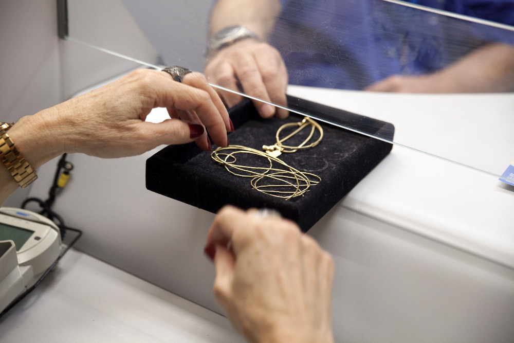 Panduan gadai emas di Pegadaian, harga dan buyback terupdate