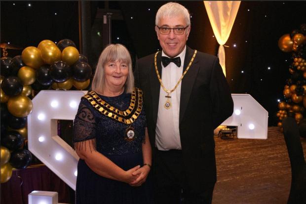 Swindon mayor to host fundraiser with curry night