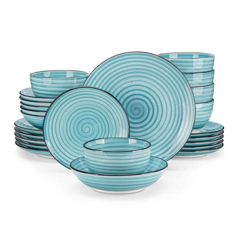 Birth month dinnerware is the secret to a unique and stylish tablescape