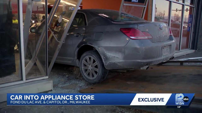 Car plows into appliance store on Milwaukee's northwest side