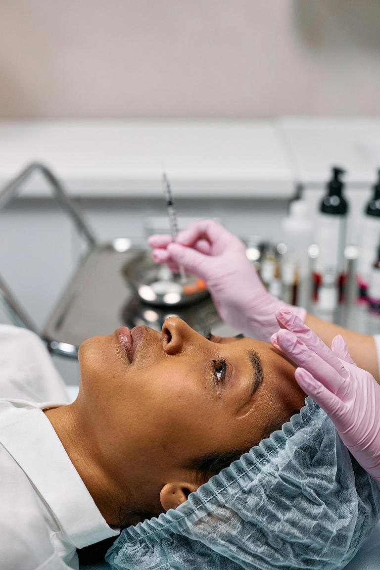 All you need to know about injectable moisturising skin boosters