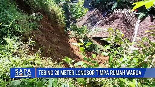 Tebing 20 meter longsor di Kulon Progo, rumah warga jebol dan akses ...