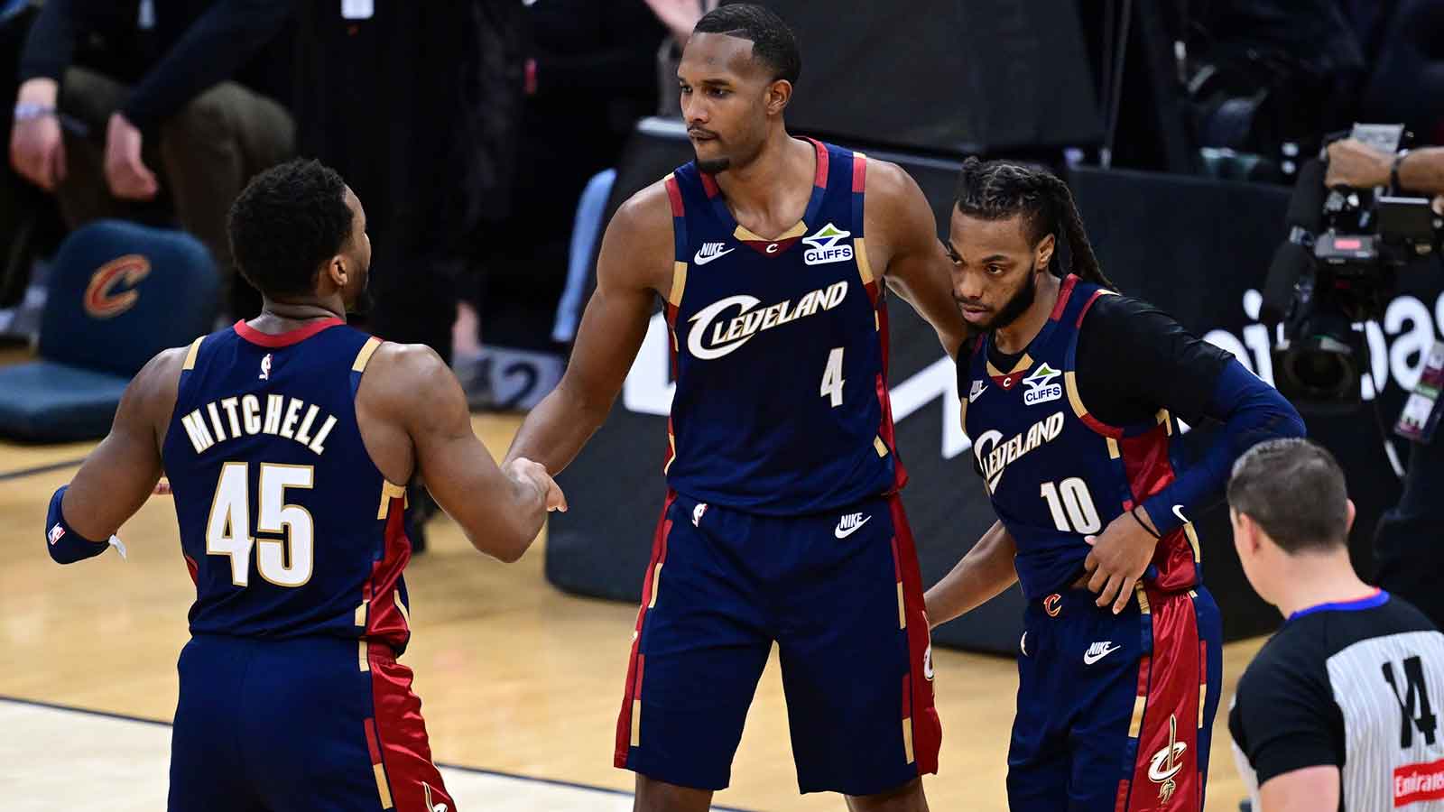 Cavs’ Kenny Atkinson calls out Evan Mobley for underwhelming ...