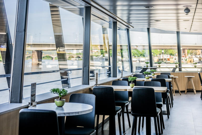 Alles muss raus! Dampfer "August der Starke" wird umgebaut